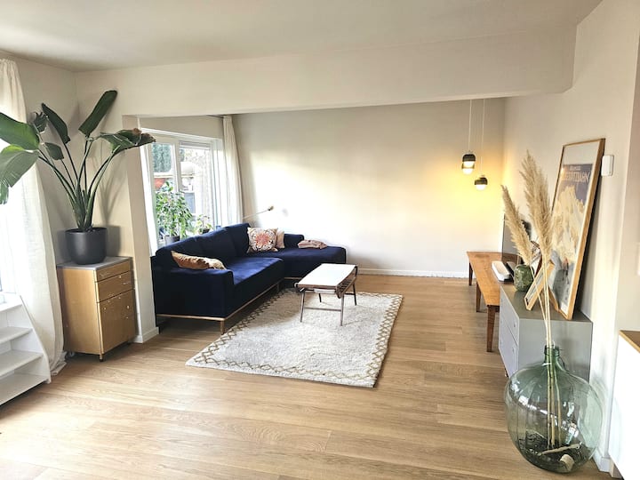Licht & Modern Gezinshuis In Amsterdam-noord - Amsterdam