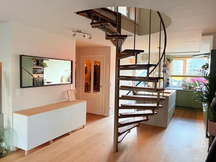 Licht & Modern Gezinshuis In Amsterdam-noord - Amsterdam