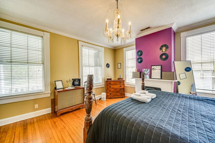 Large Private Room-weekly Worker Friendly- Wifi - Camden, NC