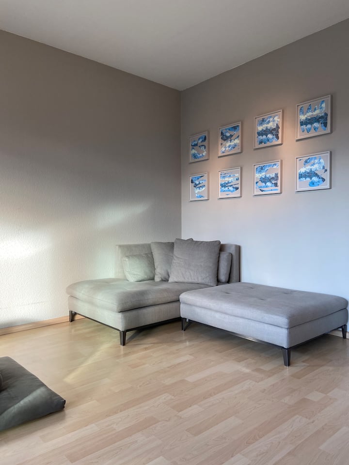 Bright Studio With Balcony & Waterfront View - Berlin