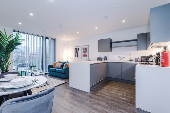 Stylish 1br Apt Near City Centre, Salford, +Gym - Salford
