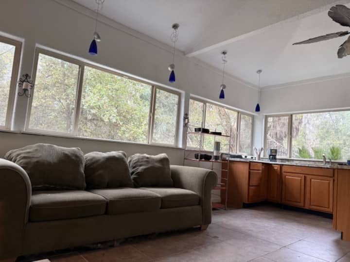 Private Cabana With Pond On Horse Ranch - Thornton, CA