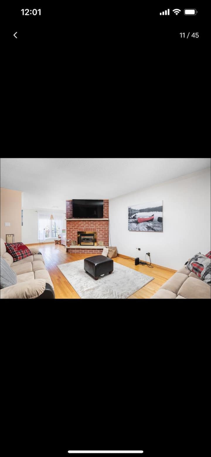 Beautiful Cottage Home - Midland