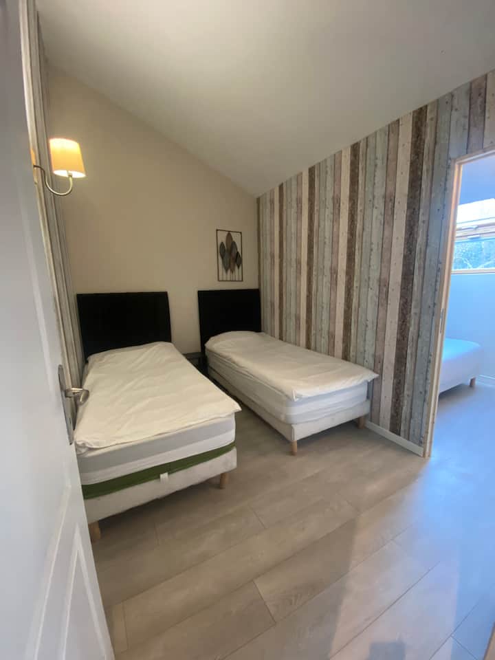Cosy Deux Chambres - Le Bourget