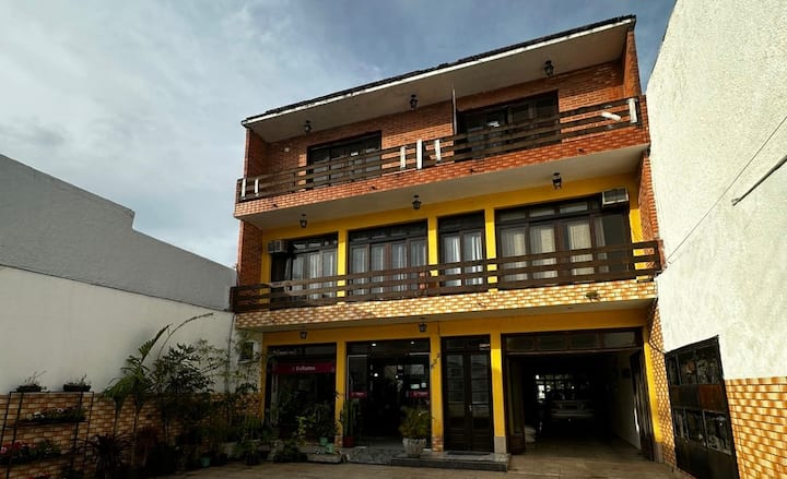 Depto Práctico Con Aire Y Buen Descanso. - São Gabriel