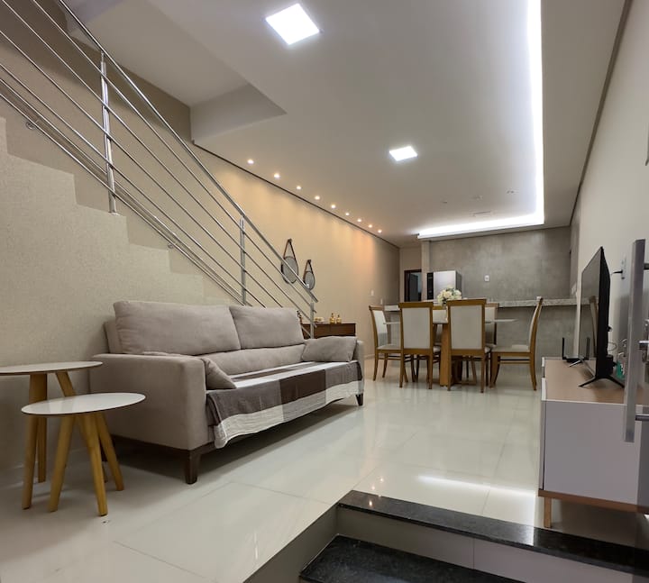 Casa Santa Rita - Completa Com áRea Gourmet - Montes Claros