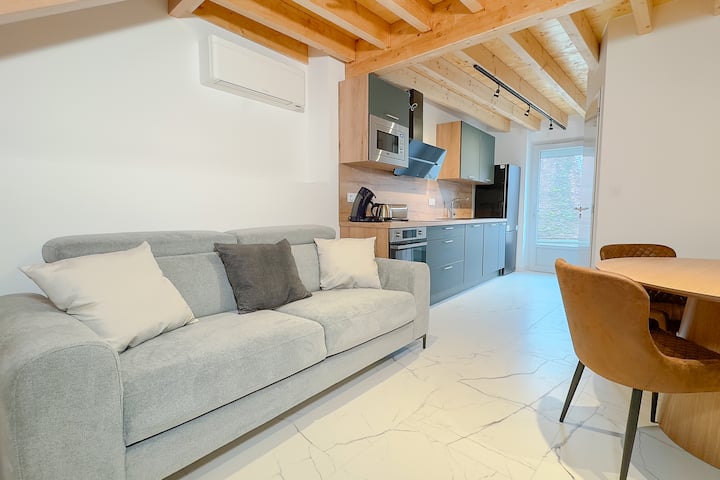 Du Côté Du 20 Jaune | Climatisé - Château-Chalon