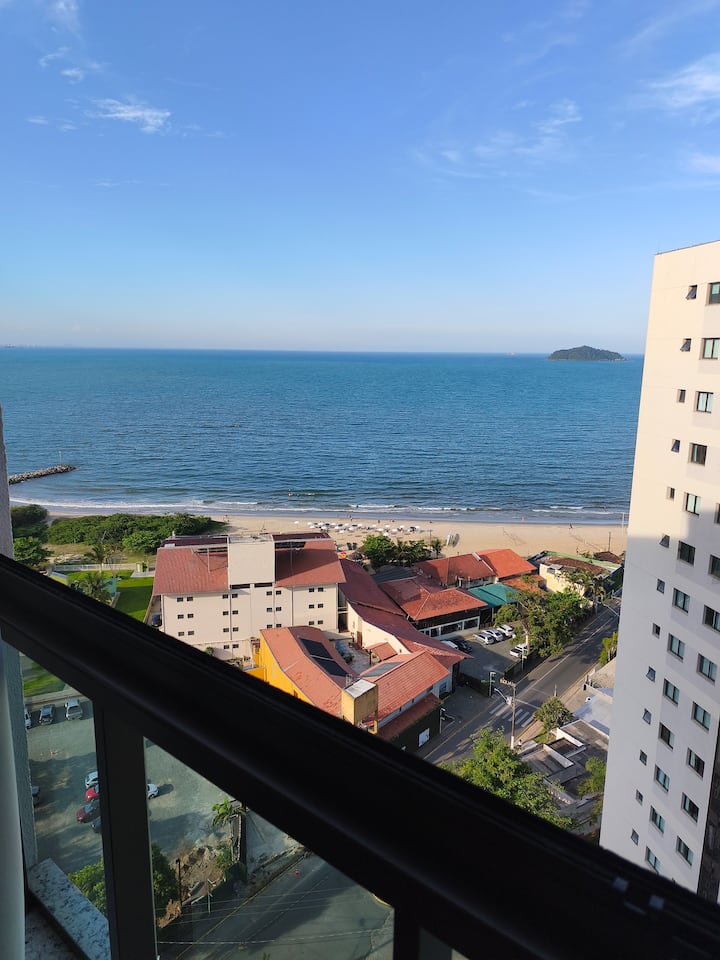Apto Na Praia Com Piscina – Penha Sc  Beto Carrero - Chapecó