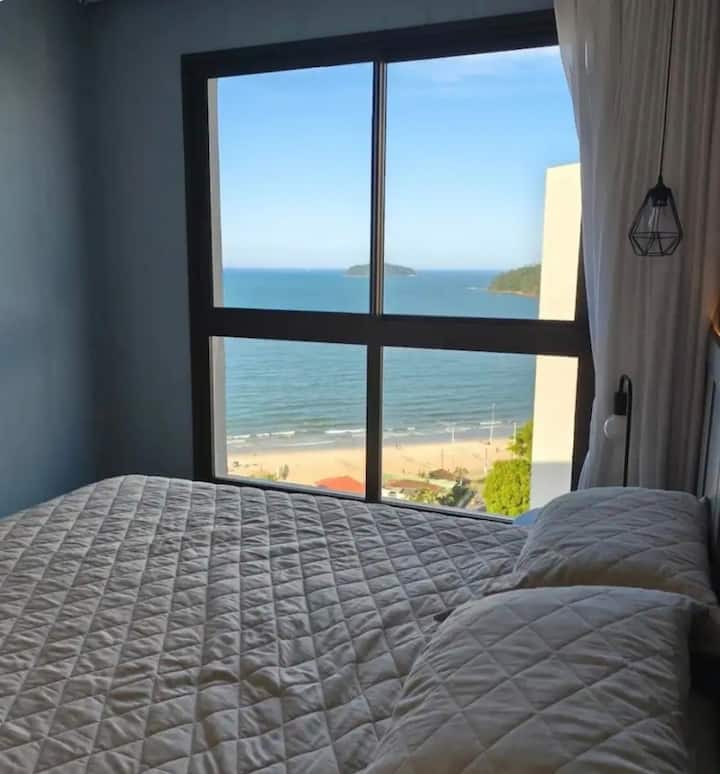 Apto Na Praia Com Piscina – Penha Sc  Beto Carrero - Chapecó