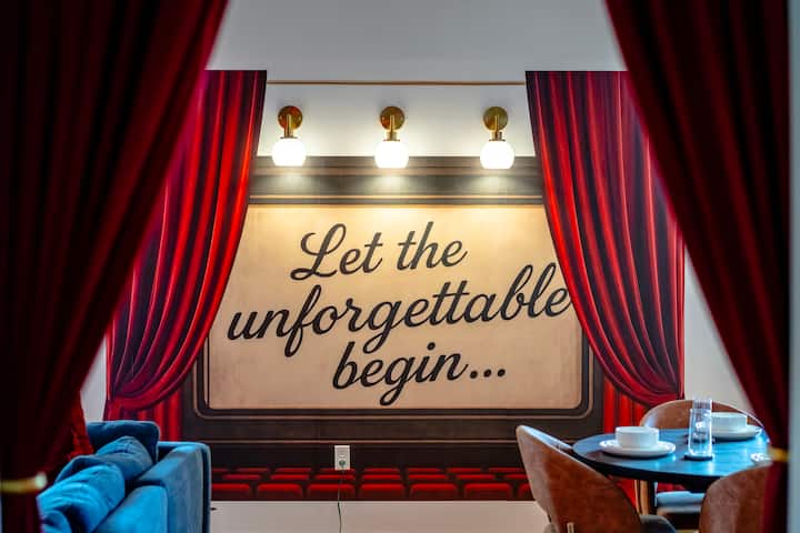 *New* Movie-themed, Speakeasy, Games, Hottub, Pets - Massanutten, VA