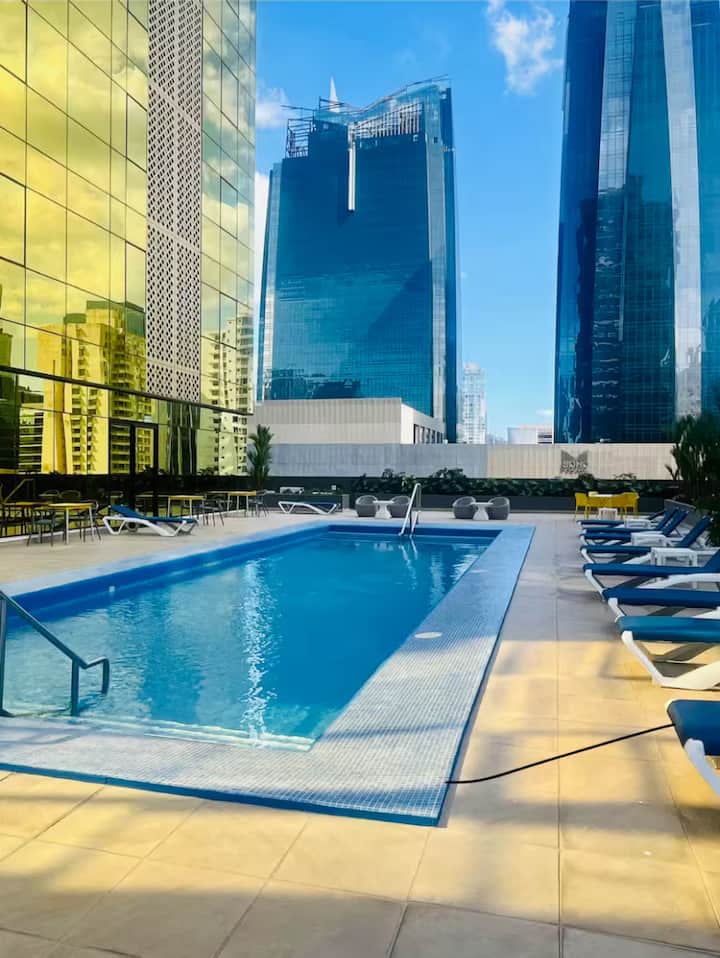 Cozy High Floor Apt Downtown Area - Panama City