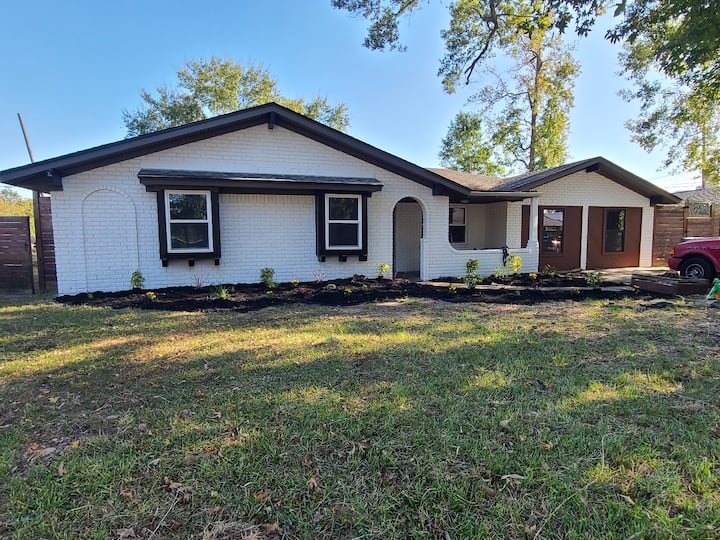 Beverly Hills - Delta Downs Racetrack, Hotel & Casino