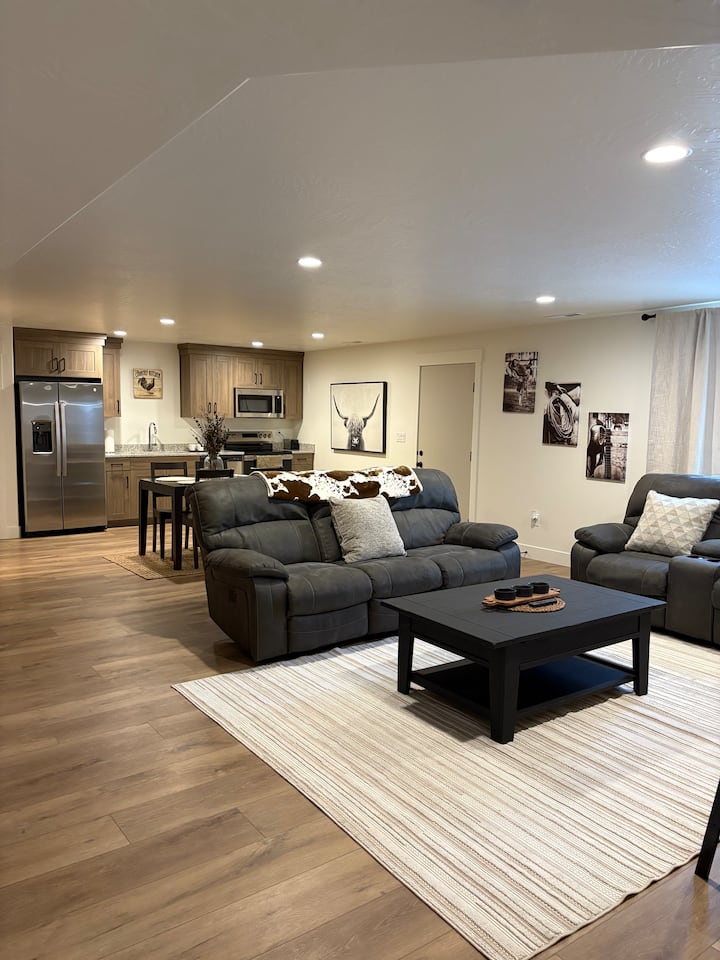 The High Desert Homestead - Cedar City, UT