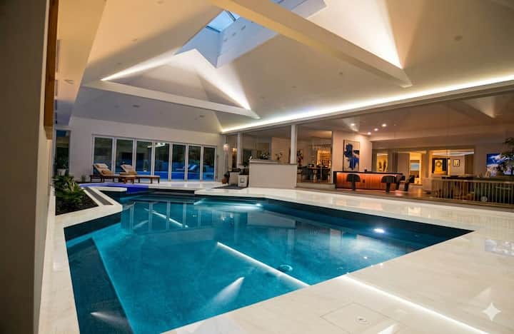 Large Modern Home W/ Indoor Pool 30 Mins To Nyc - Chatham, NJ