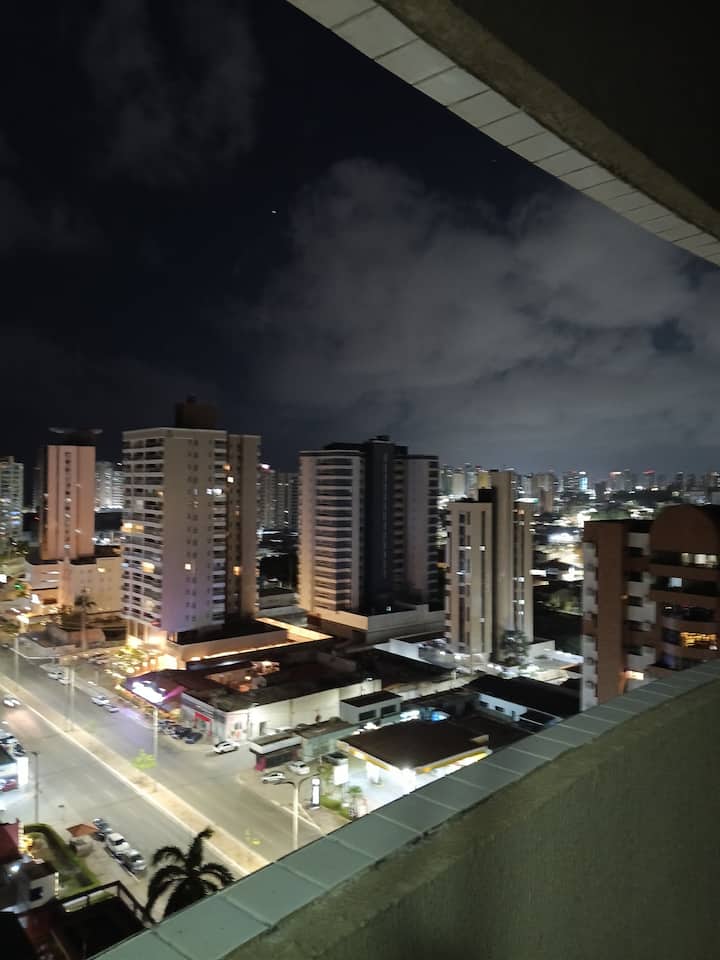 Flat Aconchegante Com Vista Lateral Mar. - São Luís