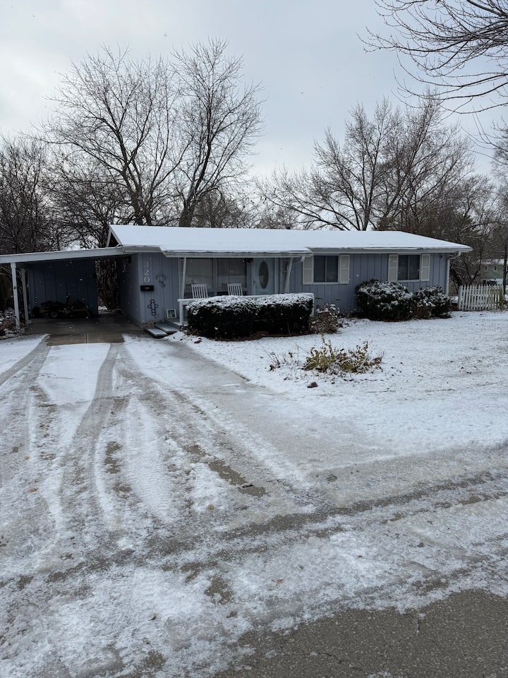 Ville House. - Maryville, MO