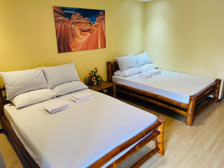 Reyes Beach Resort - Bacacay