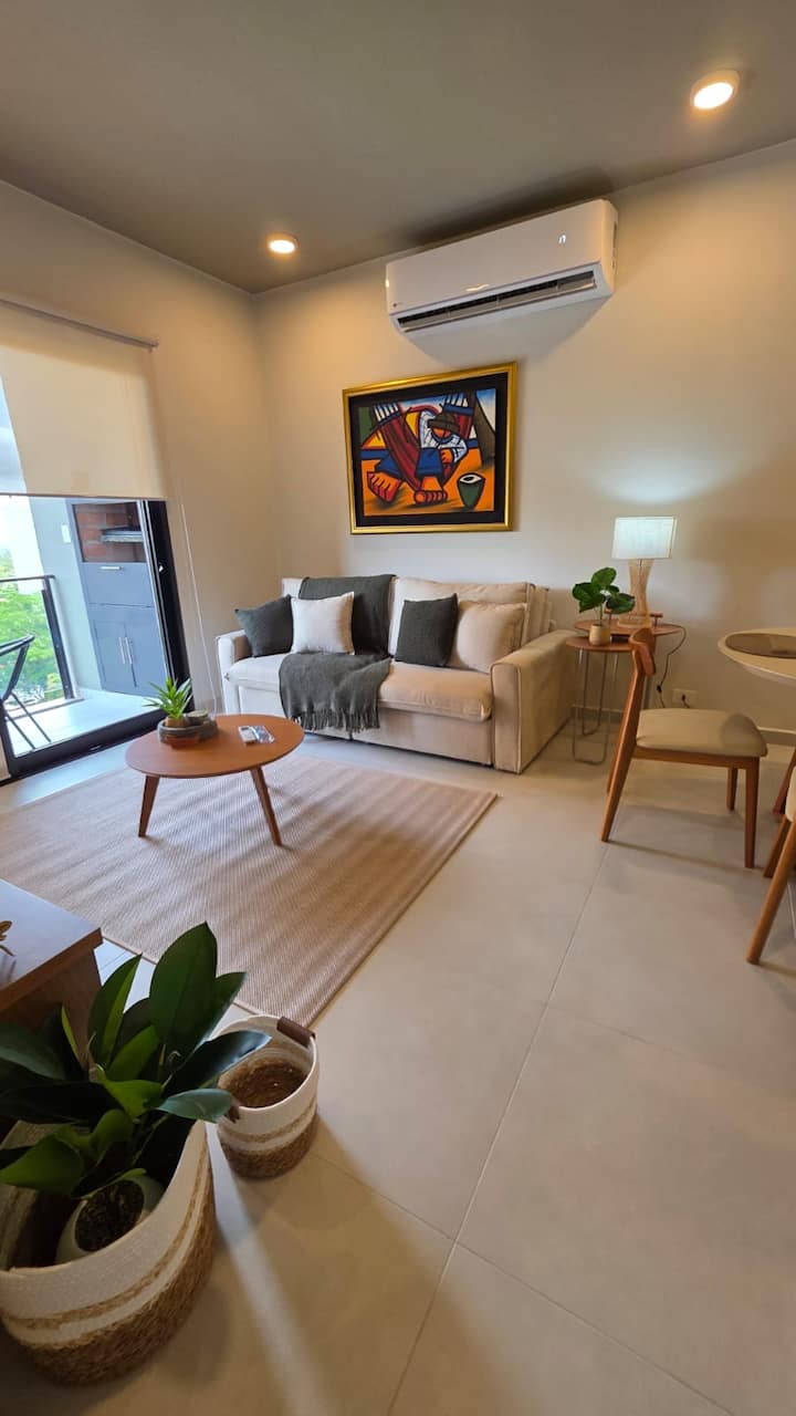 Cómodo Y Moderno Apartamento
Barrio Las Mercedes - Paraguay