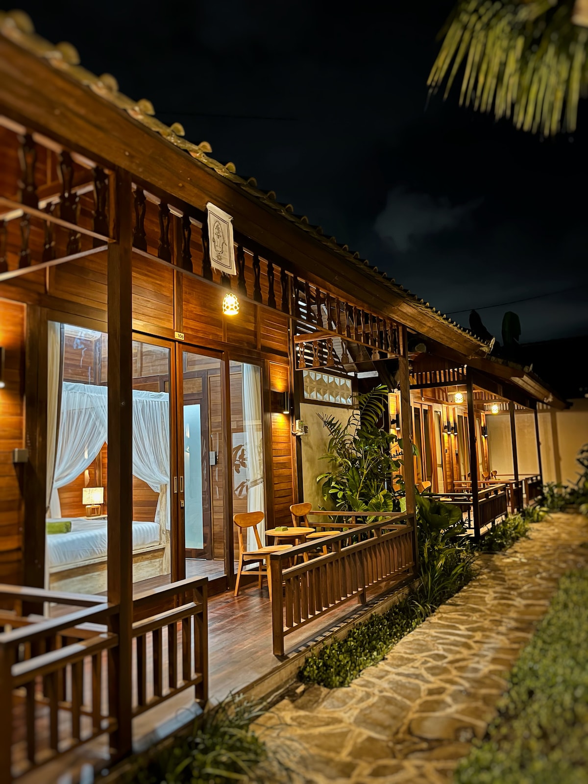 Serene Nine Guest House R106 - Guest houses for Rent in Kecamatan Kuta ...