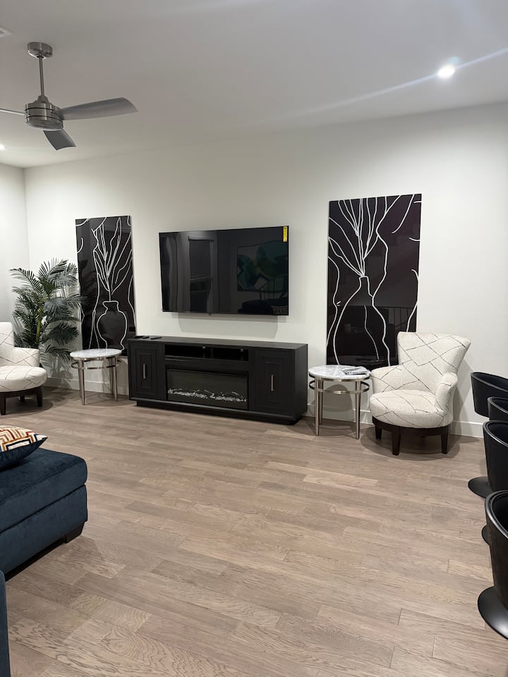 Heart Of The City 2 Miles From Att Stadium - Arlington, TX