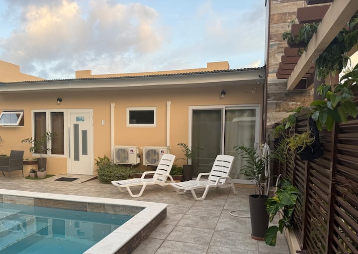 Blessed, Nice Quite Safe Area Close To The Beach - Aruba