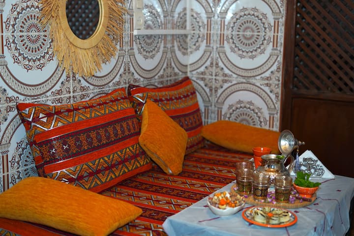 Riad Dar Ceramic, Medina Center, Wifi & Tv - Marrakech