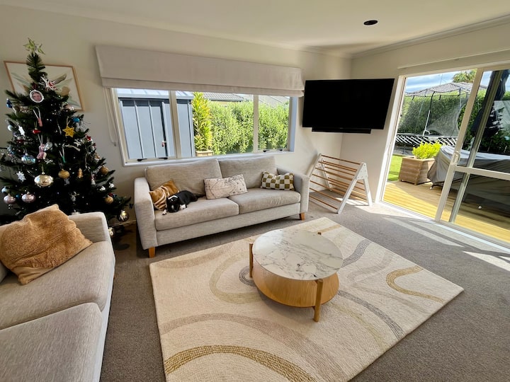 Mount Family Getaway - Pool, Spa & Fun! - Mount Maunganui