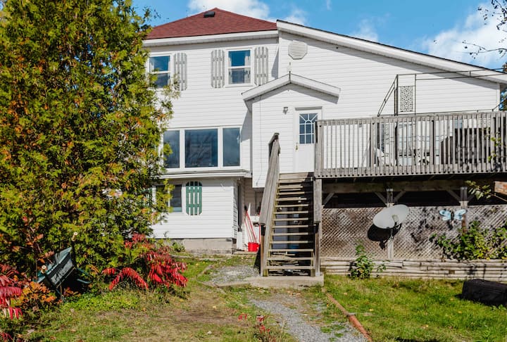 #14 Main Pine Lake • The Grand Extended Home - Bracebridge