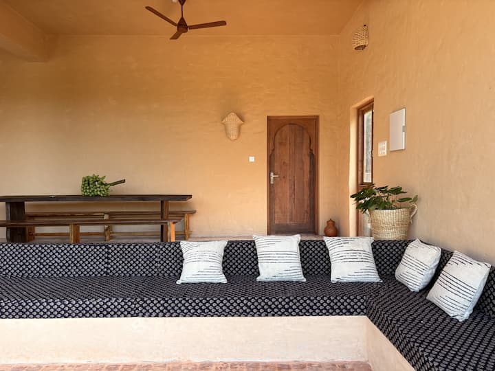Brand New Sun-lit Mud Brick Private Villa Retreat - Varkala
