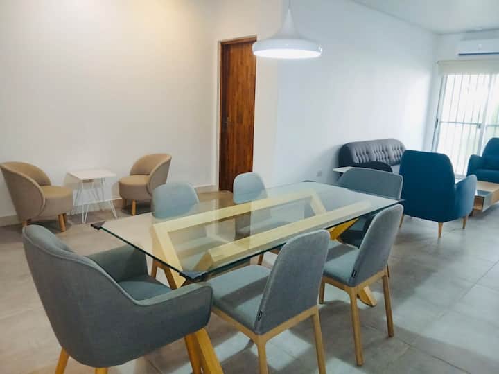 Poolside D 2 - Monrovia