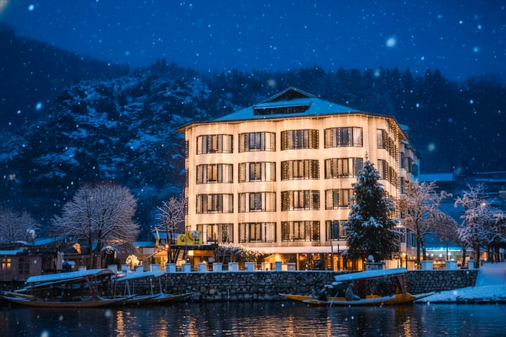 Welcome Hotel • Partial Lake & Mountain Views - Srinagar