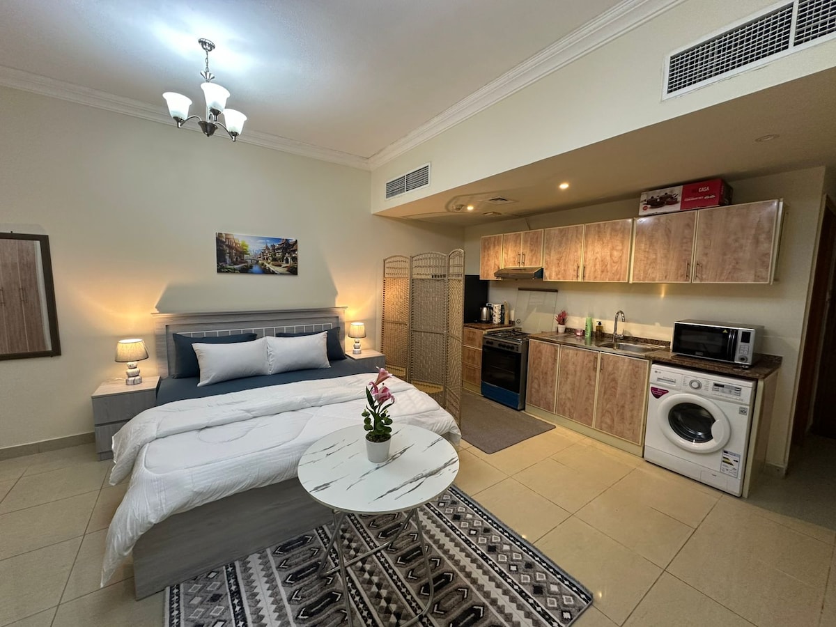 Fully Furnished Studio apartment Near Dubai Border - Flats for Rent in ...