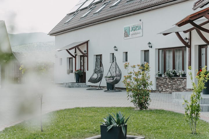 Józsa Vendégház - Gyergyószentmiklós