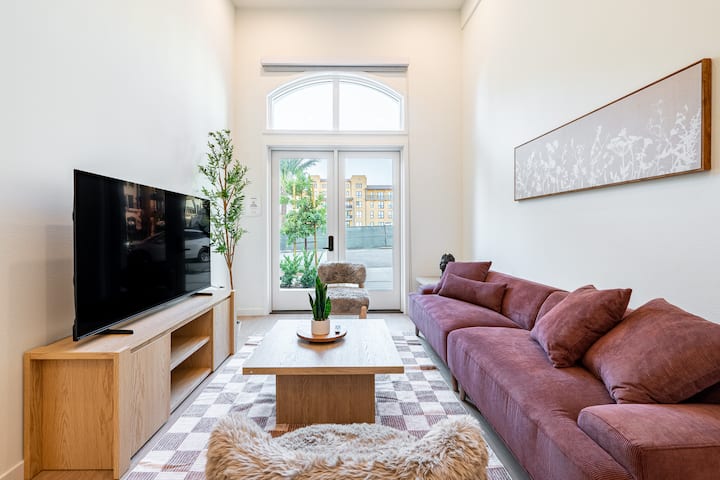 Modern 1b1b｜pool & Spa｜smart 4k Tvs In All Rooms - Claremont, CA