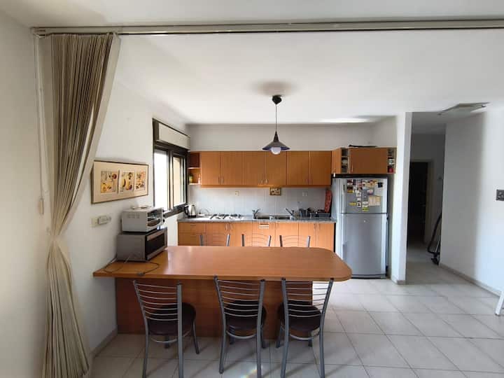 The Shlomo - Bright And Cozy 1bdr In Baka - Bethlehem