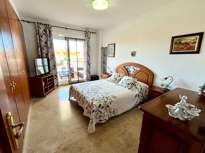 Cozy & Bright Apartment With Pool & Parking - La Gomera