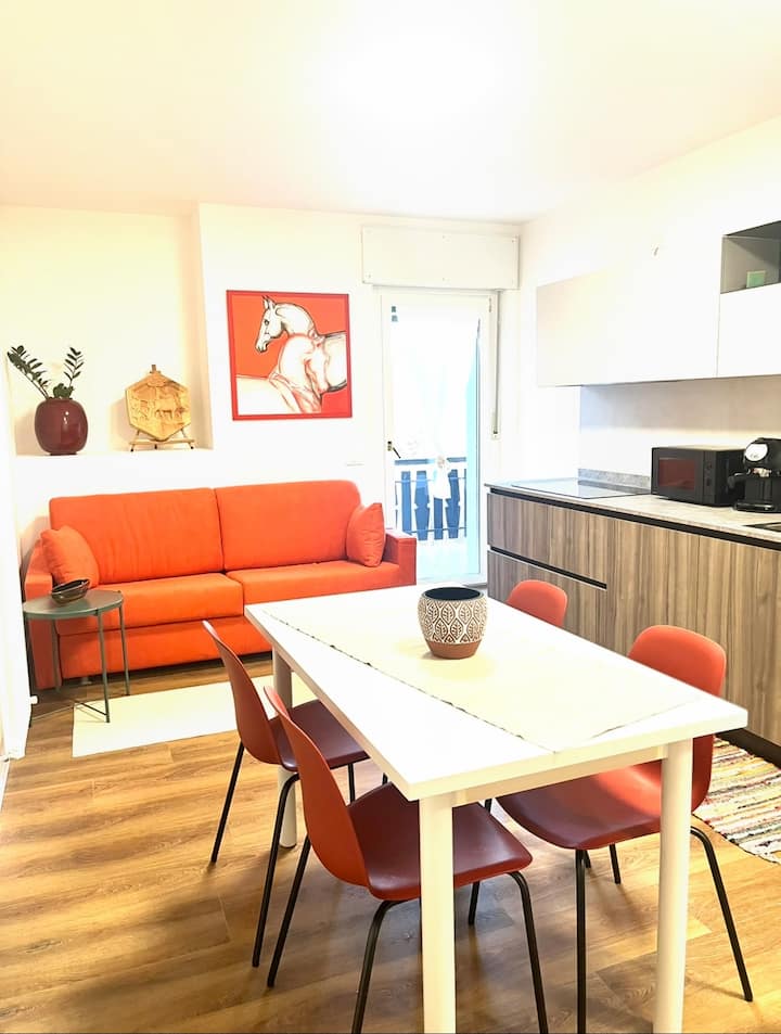 Nuovissimo Appartamento , Comodo Ai Servizi - Cavalese