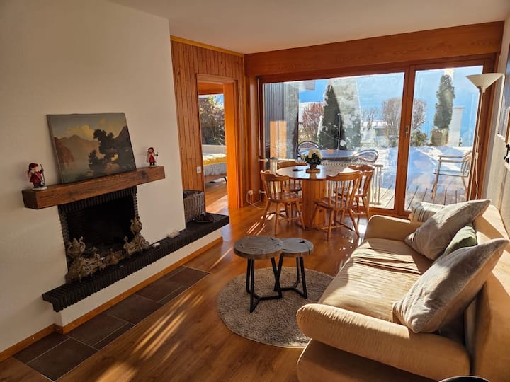 Nid Douillet Dans La Belle Station De Leysin - Leysin