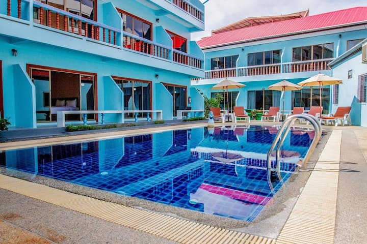 C Double Room, Nice Pool, Cool Staff, Br Included - Patong Beach