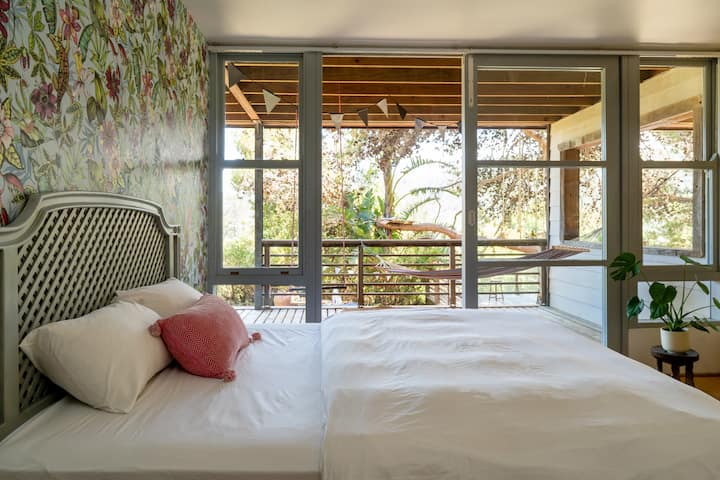 Nature-filled Escape With Big Patios & Views - Plettenberg Bay