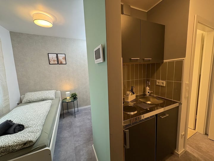 Modernes Monteurzimmer - Ludwigshafen