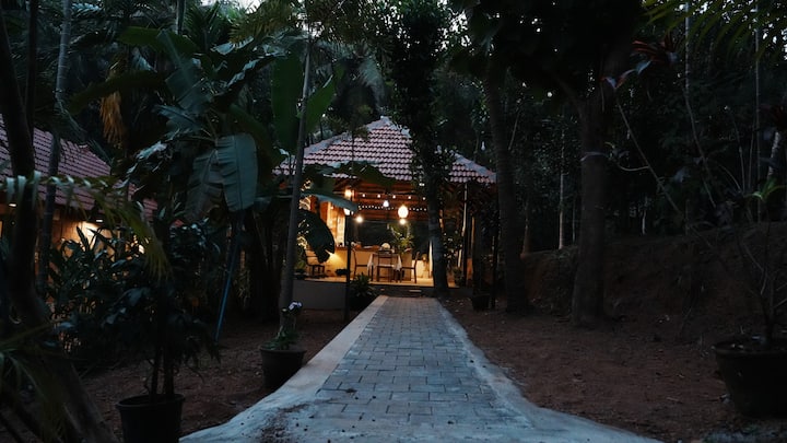 Boutique Farmstay With Ac, Wifi, Open Air Kitchen - Mangalore