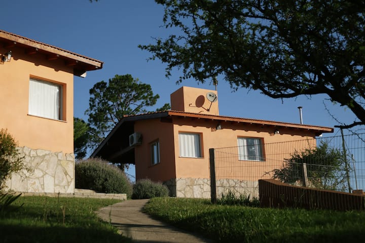 Cabañas Pie De Monte - La Falda