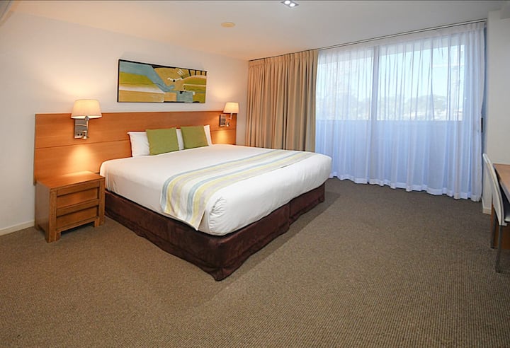 Luxury Resort Hotel Room Urangan Marina Precinct - Hervey Bay