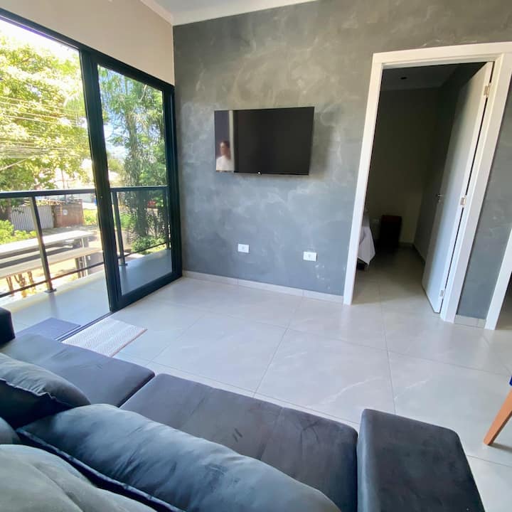 Casa Confortável Para 4 Pessoas Com Ar E Garagem - Foz do Iguaçu