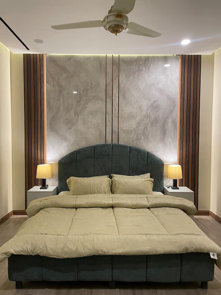 Zeta Mall 1 Bhk | Central | Mall Below Pool Above - Islamabad