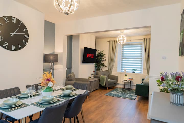 Pontypool Griffitshtown - Usk