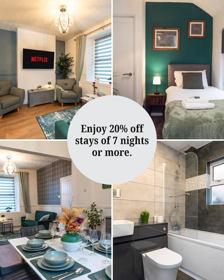 Modern House, Sleeps Up To 9 - Usk