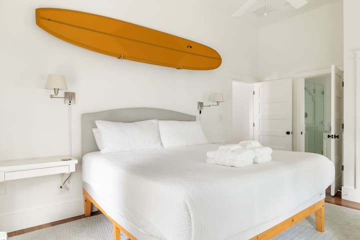 Tres Amigos - 3 Bedroom 2ba 1 Block To Center St! - Folly Beach, SC