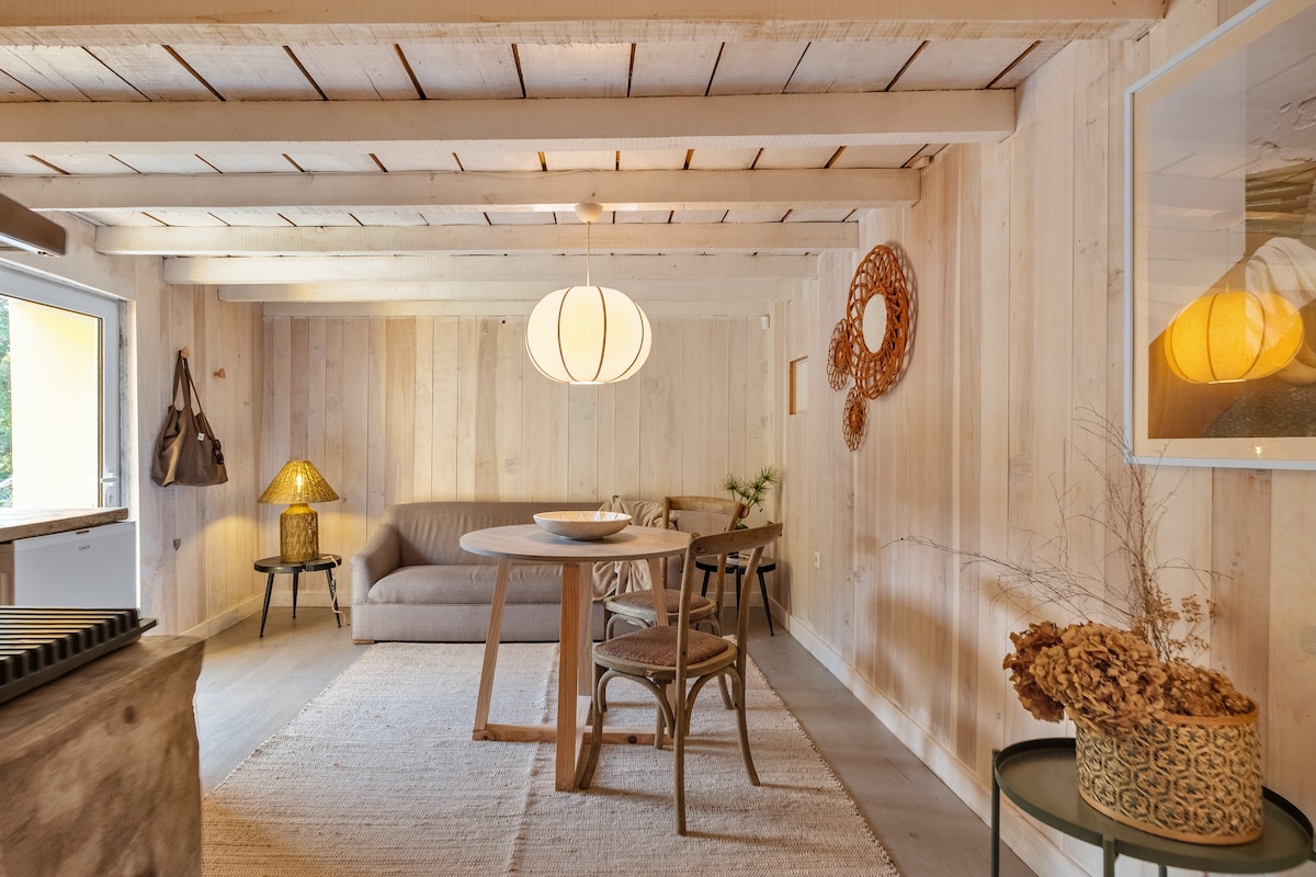 Apple Tree House - Cabins for Rent in Camacha, Madeira, Portugal - Airbnb